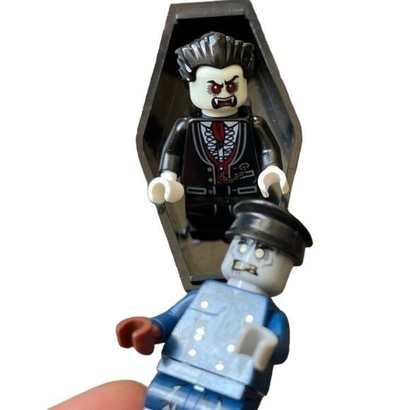 Lego | Toys | Lego Monster Fighters Lord Vampyre Coffin Base Vampire ...